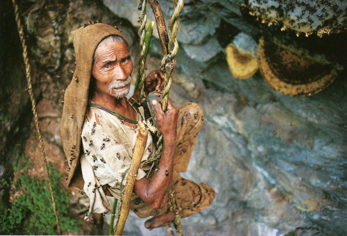 Memoriando Fotografía: DETRÁS DEL OBJETIVO - ERIC VALLI