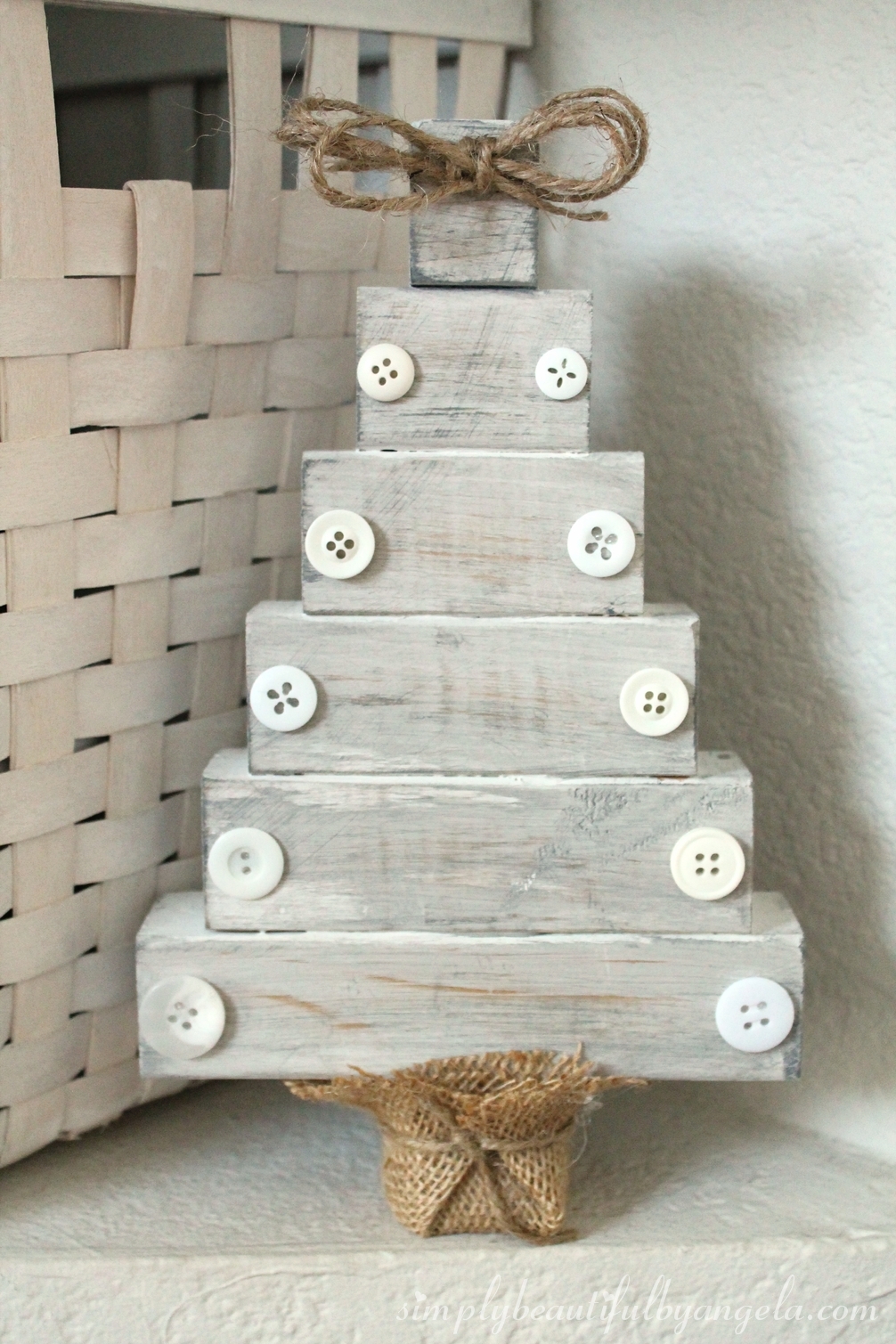 DIY Wood Christmas Tree