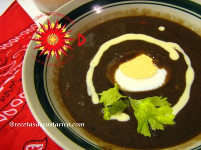 Cocina Costarricense: sopa negra