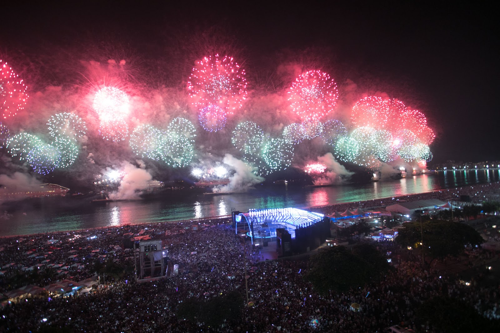 FRANKLIN TOSCANO | Embaixador do RIO : RÉVEILLON RIO 2018 DO HOTEL ...