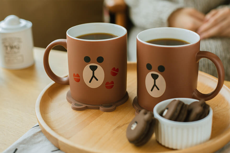 LINE FRIENDS BROWN Characters Cute Two-Face Matt Ceramic Coffee Mug Cup ...