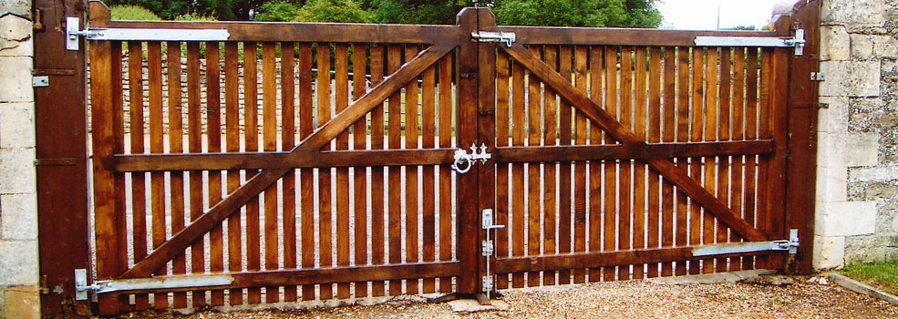 Porti de lemn | BRICOLAJ - GRADINA - SFATURI si IDEI