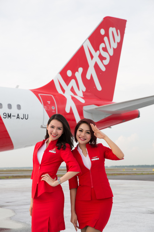 Airasia招募空姐！ 在槟城、古晋、亚庇、KLIA举行walk-in interview!! 身高需157cm、SPM毕业 ...