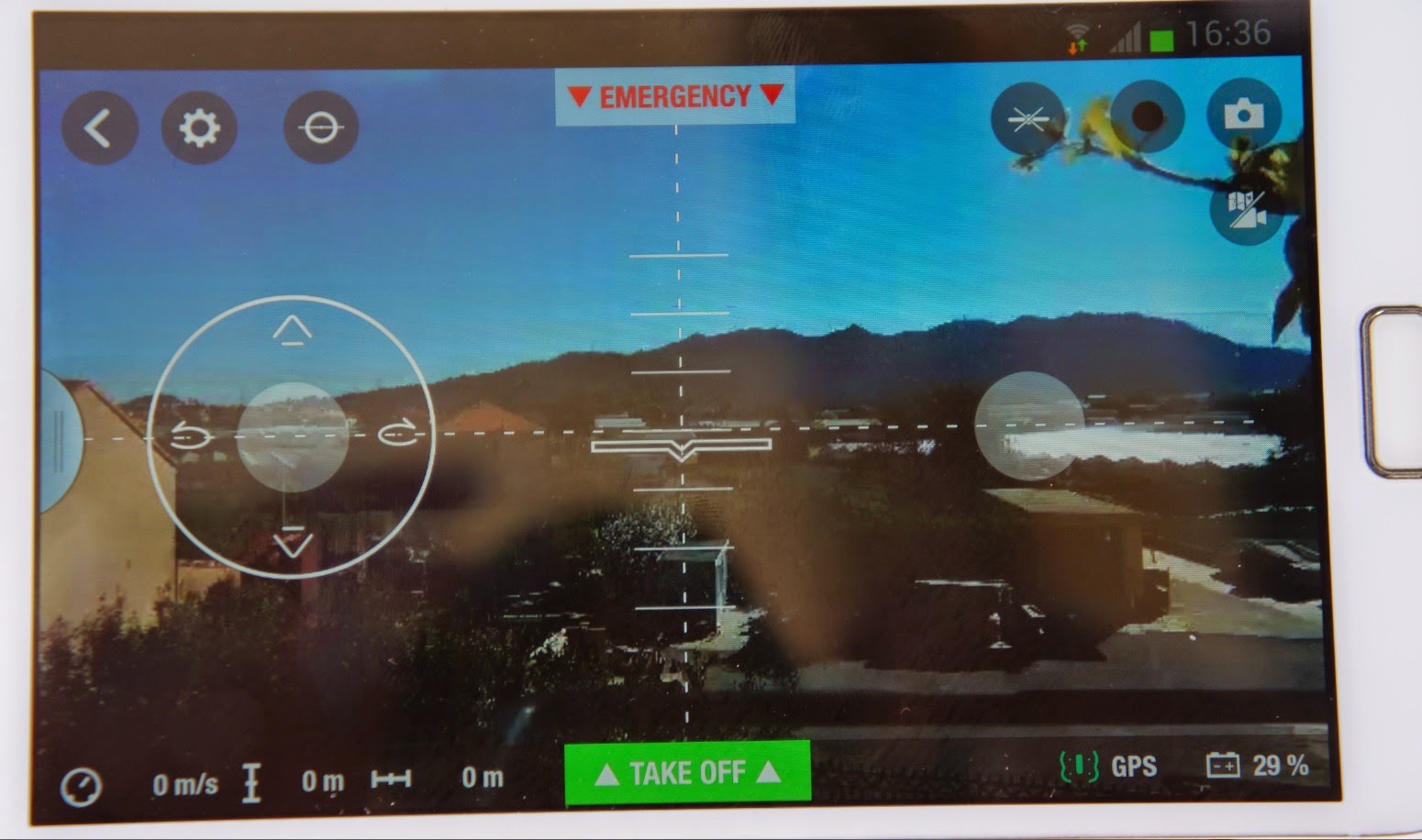 Parrot Bebop Drone con SkyController, recensione e prova in volo ...