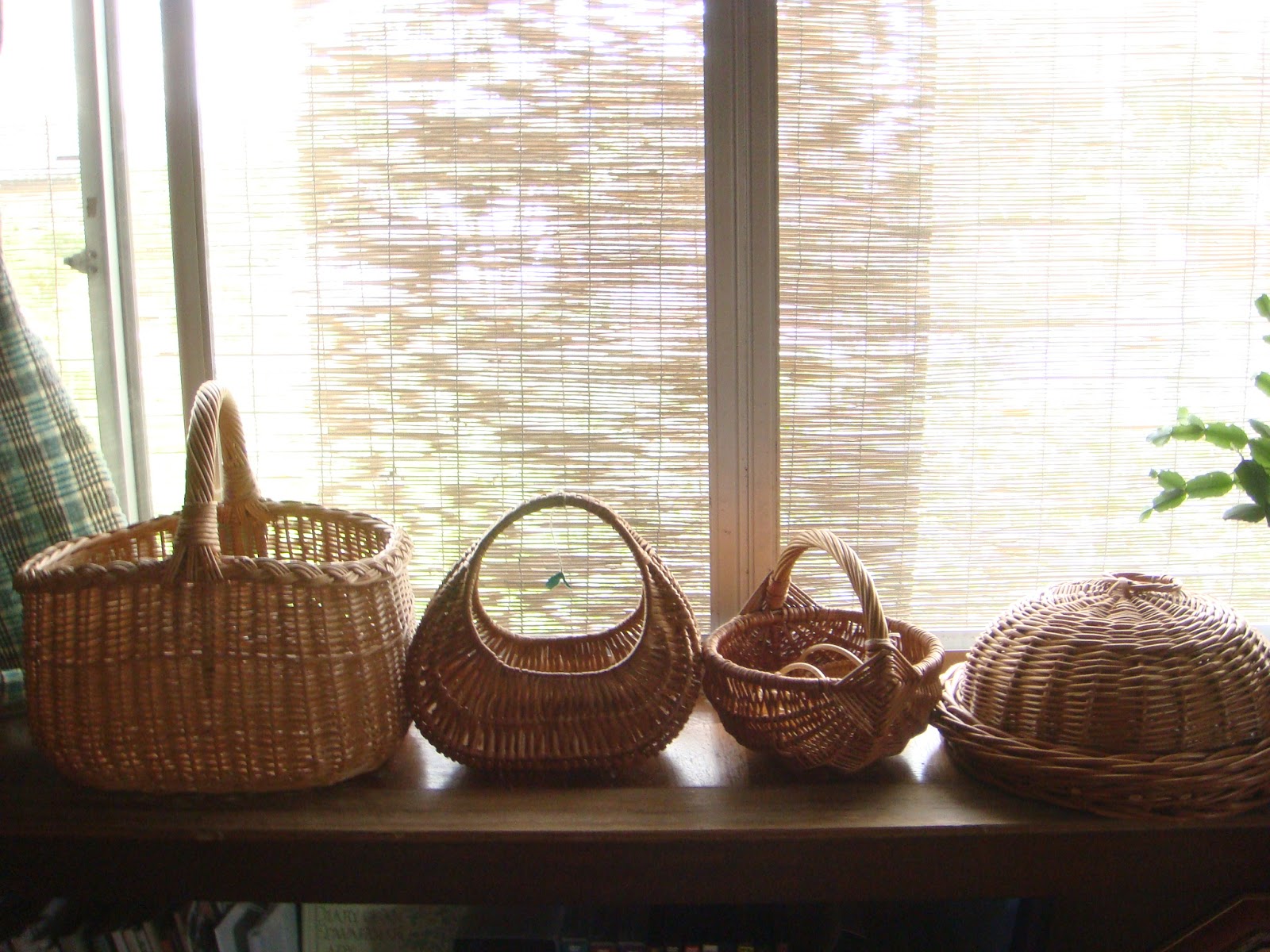 tapiiri: tapiiriのいつもの ラトヴィアの柳のかご