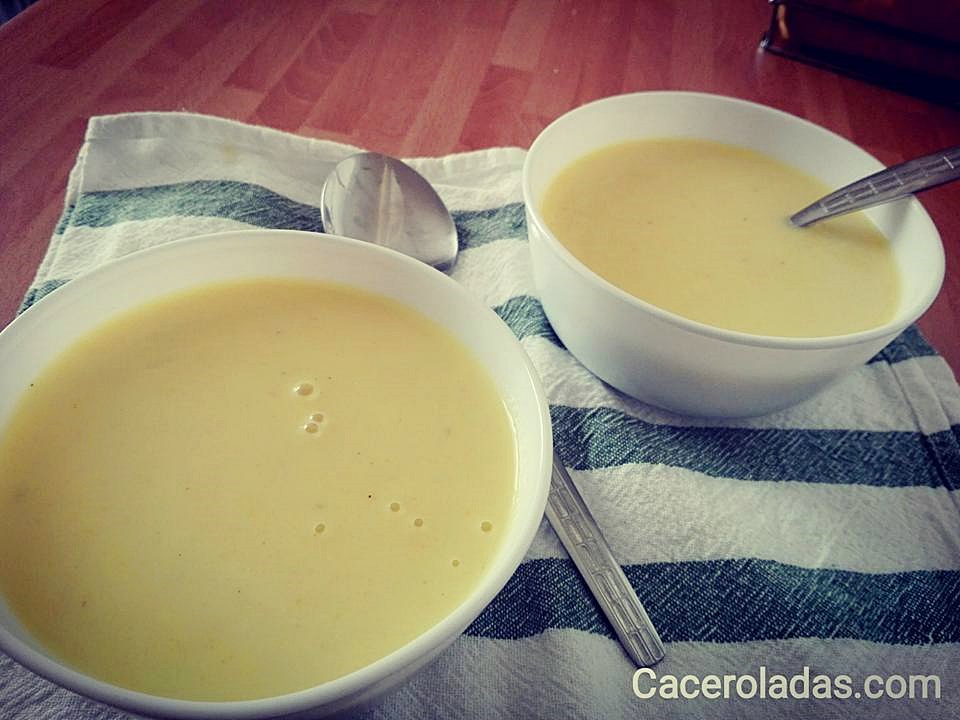Crema ligera de calabacín al curry | Caceroladas