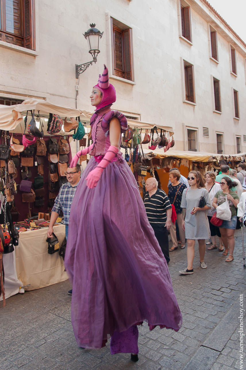 El Mercado Cervantino de Alcalá de Henares, único en Europa | ¿Tienes ...