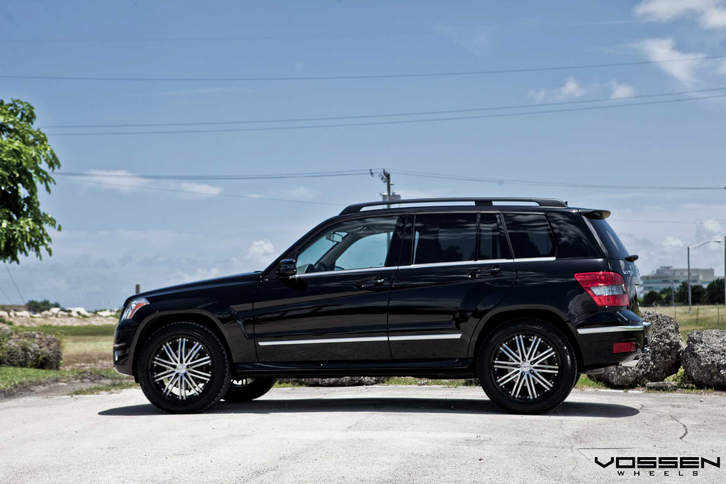 Mercedes-Benz X204 GLK on Vossen Wheels | BENZTUNING
