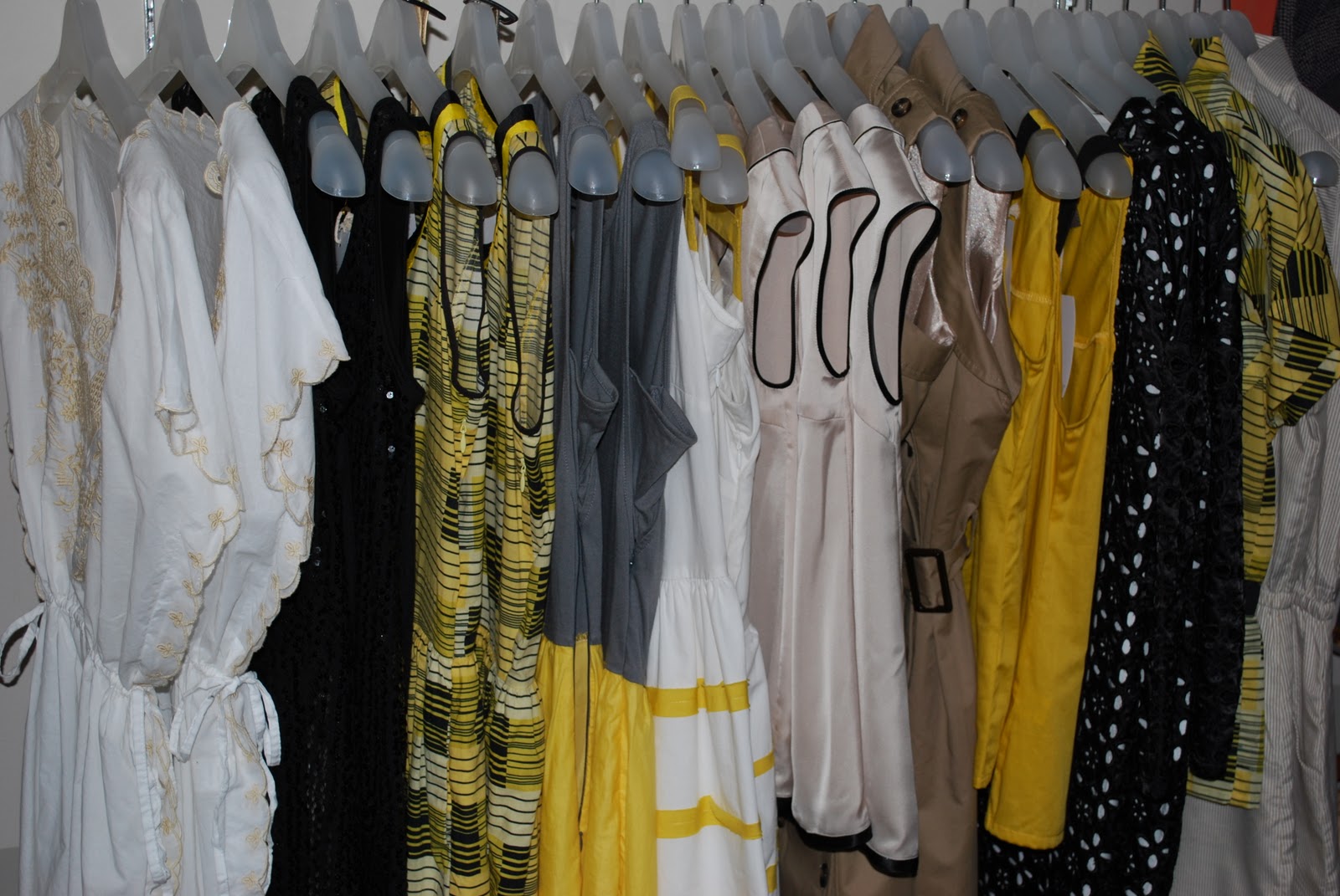 Bonjour Singapore: Fashion blog with a focus on Asia: Four new looks ...