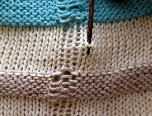 Sweet Tea, Soft Skeins: Laddering: how to fix it