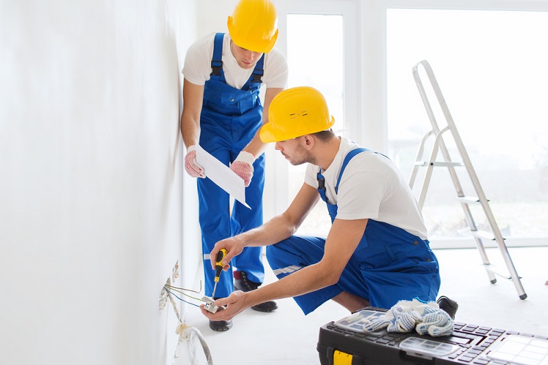 Get in Touch With An Expert Electrical Contractor - Aussie Business Tips
