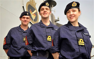 Modern Military Uniforms: Royal Navy 'Number 4' uniform redesign