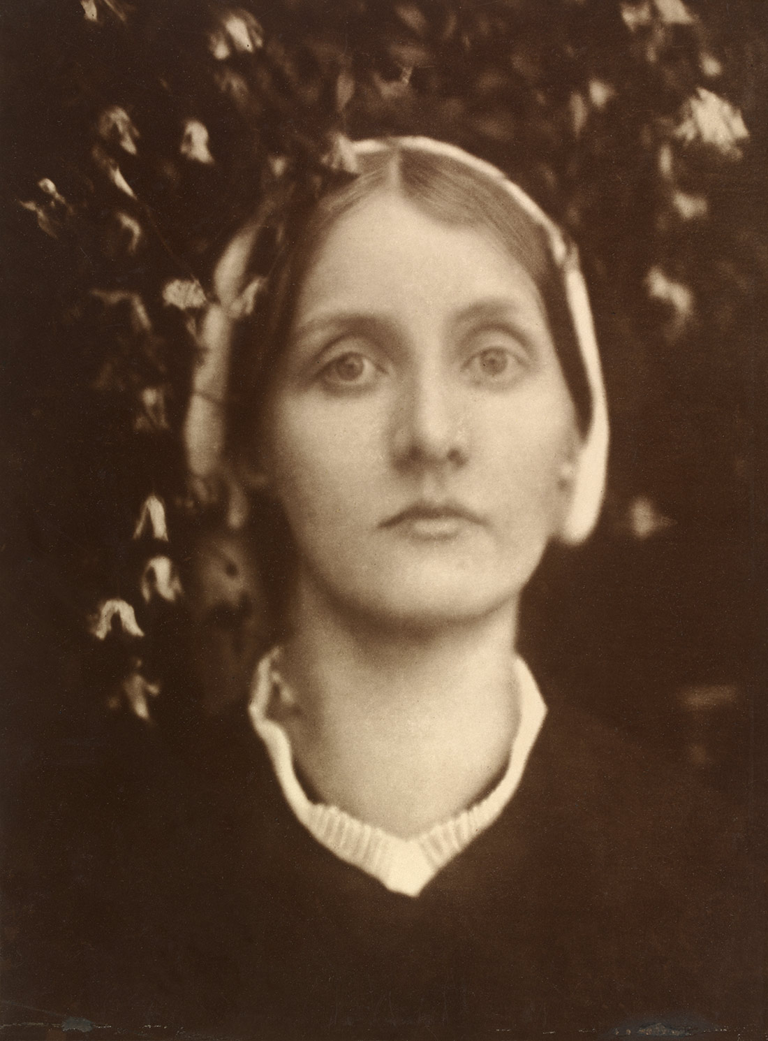 Stunning Early Portrait Photography From the Victorian Era by Julia ...