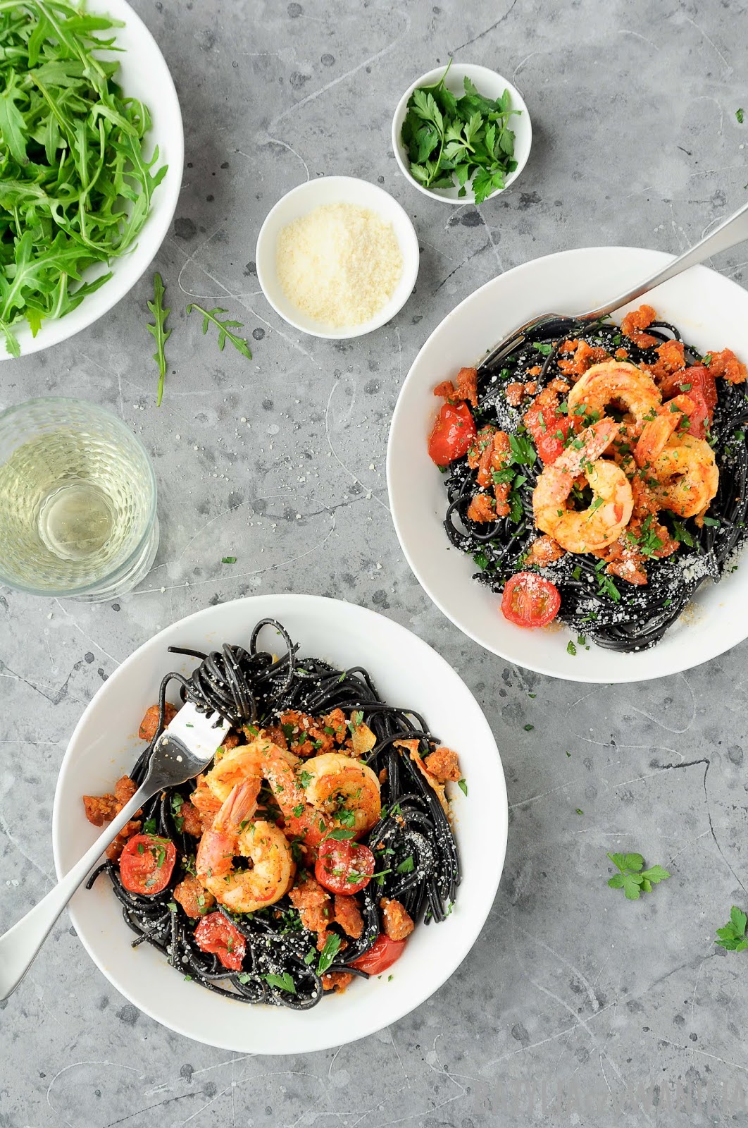 Bazylia czy Wanilia: Makaron nero di sepia z chorizo i krewetkami