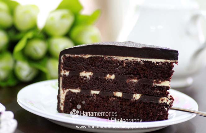 HaNa's FamiLy: Russian Black & White Chocolate Cake