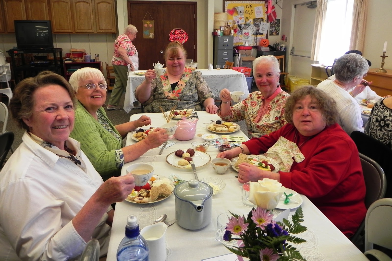 Visits with Grandma Ann: Emanuel Lutheran Church Tea in Fitchburg, MA ...