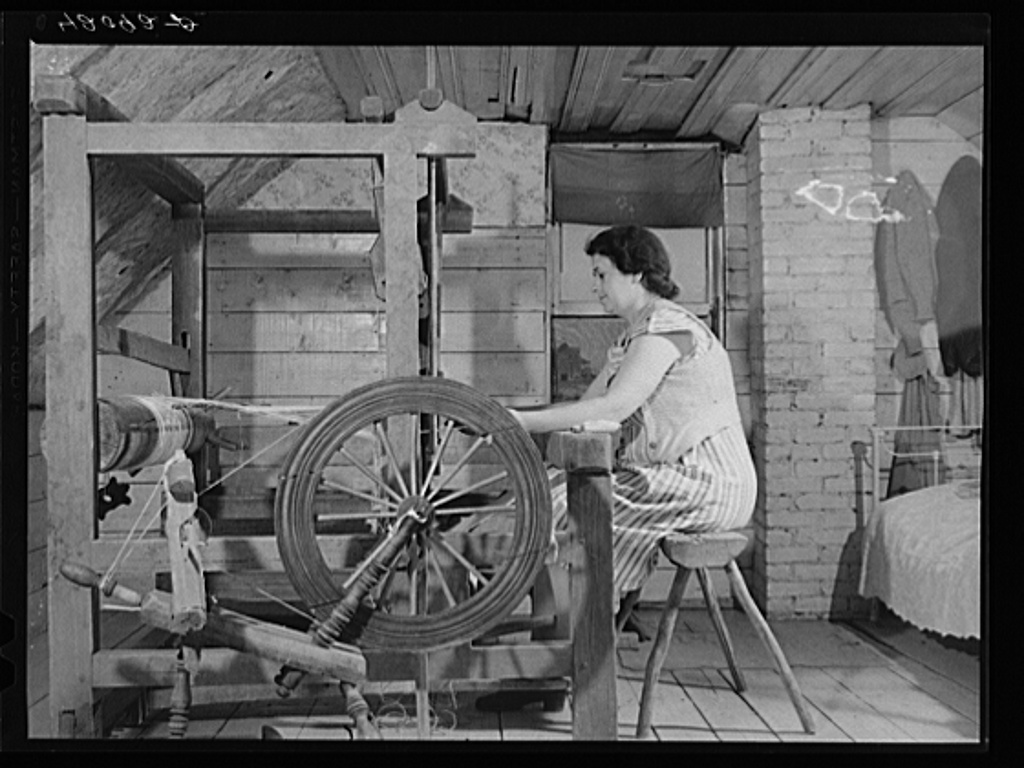Weaving on a Maine Farm in 1940 | Big Picture Agriculture