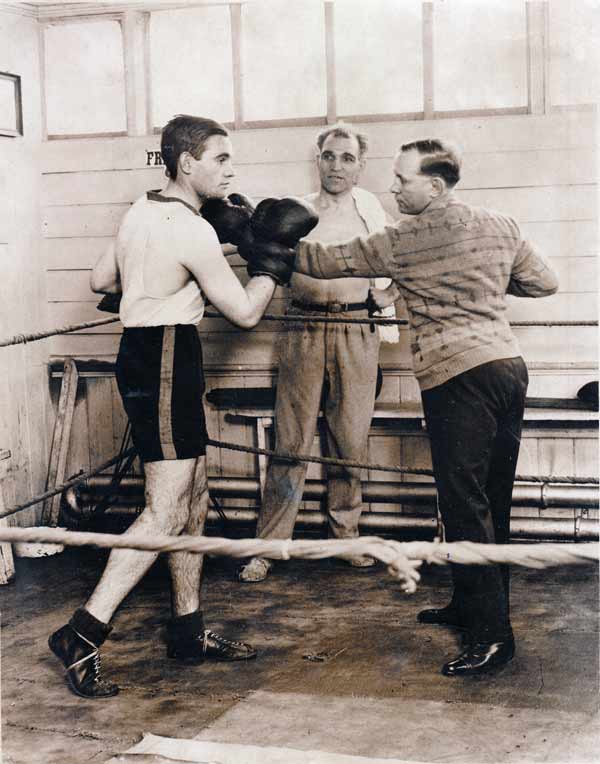 Boxing Nostalgia: The Good, the Bad and the Weird: Fred's Gym