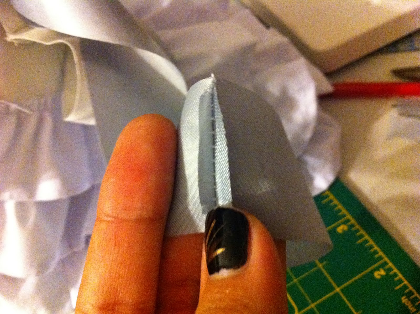 Randomly Taylor'd: Ruffle Purse *Tutorial*