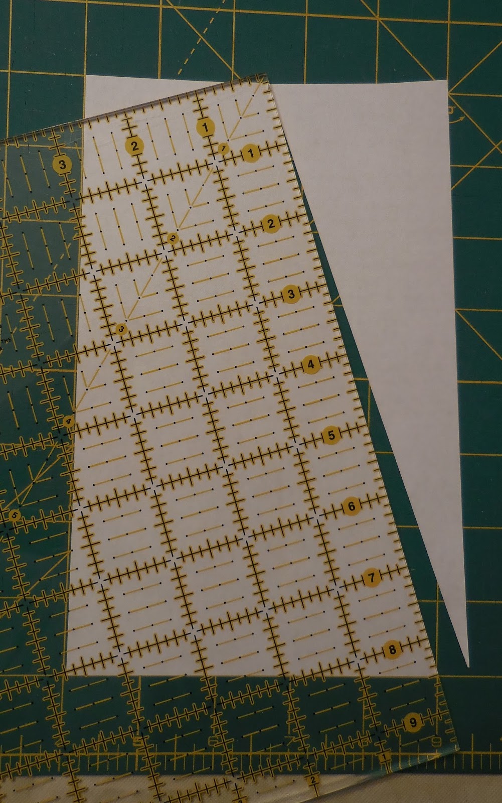 I'm keeping busy...: Tall Triangle Tutorial