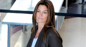 kim kardashian married: Cindy Crawford without makeup