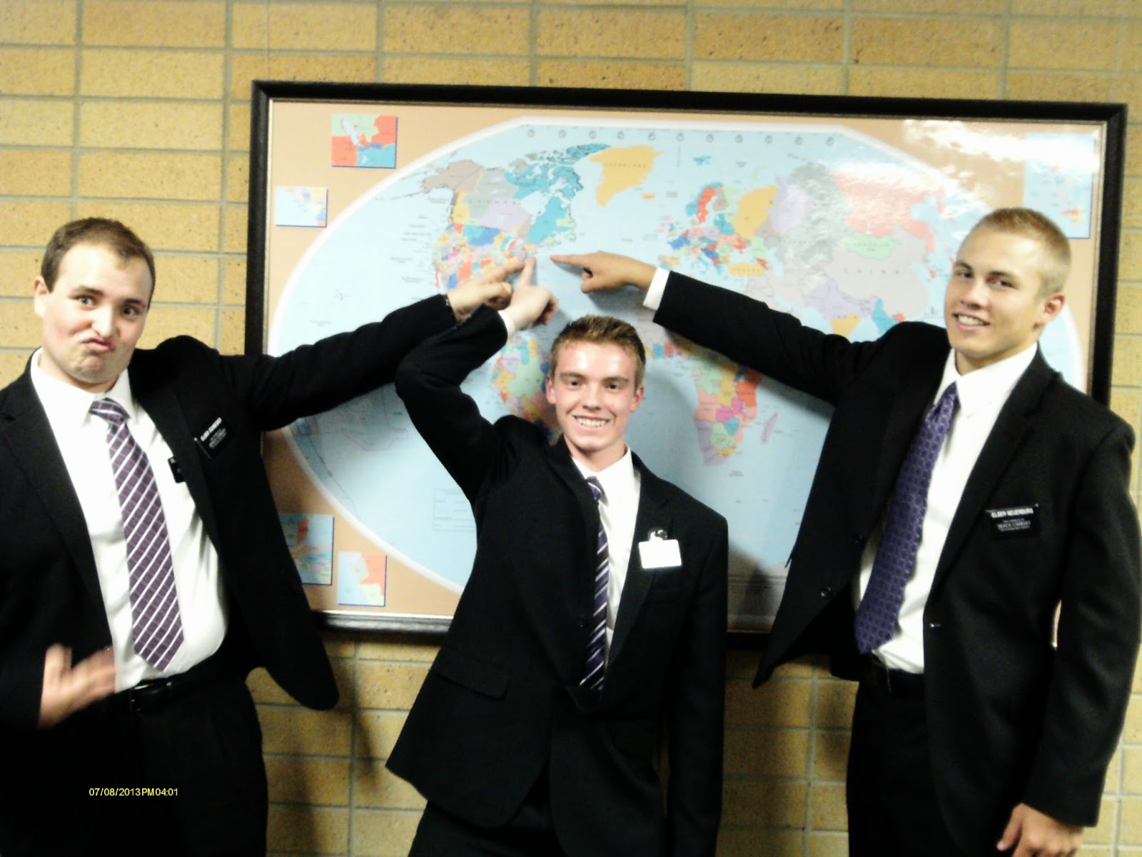 ELDER CADE ALAN STAFFORD: Finally some pictures!!!