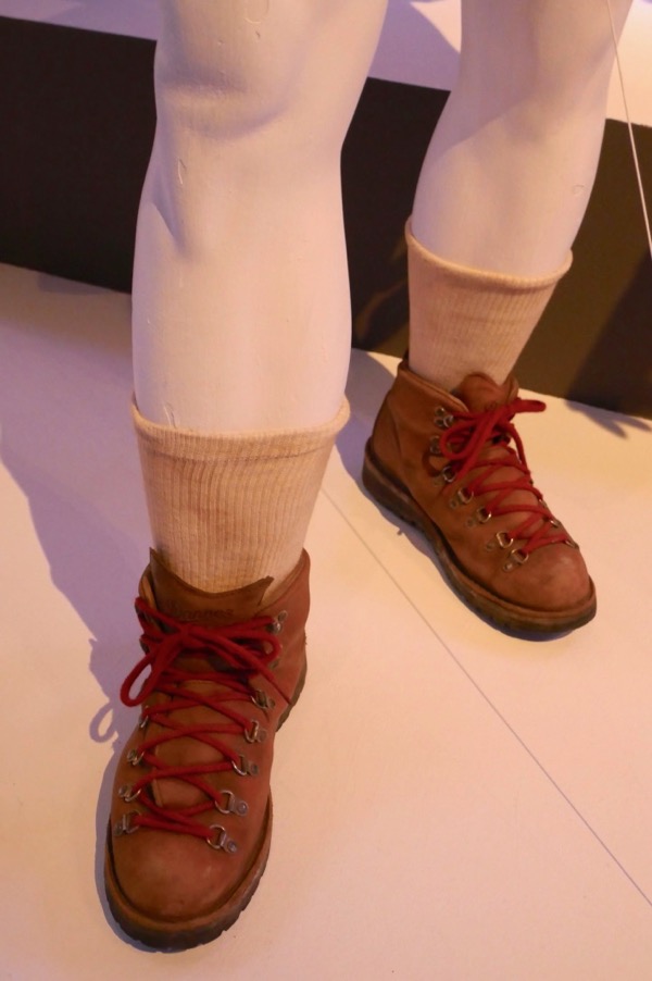 Hollywood Movie Costumes and Props: Jumanji: Welcome to the Jungle ...