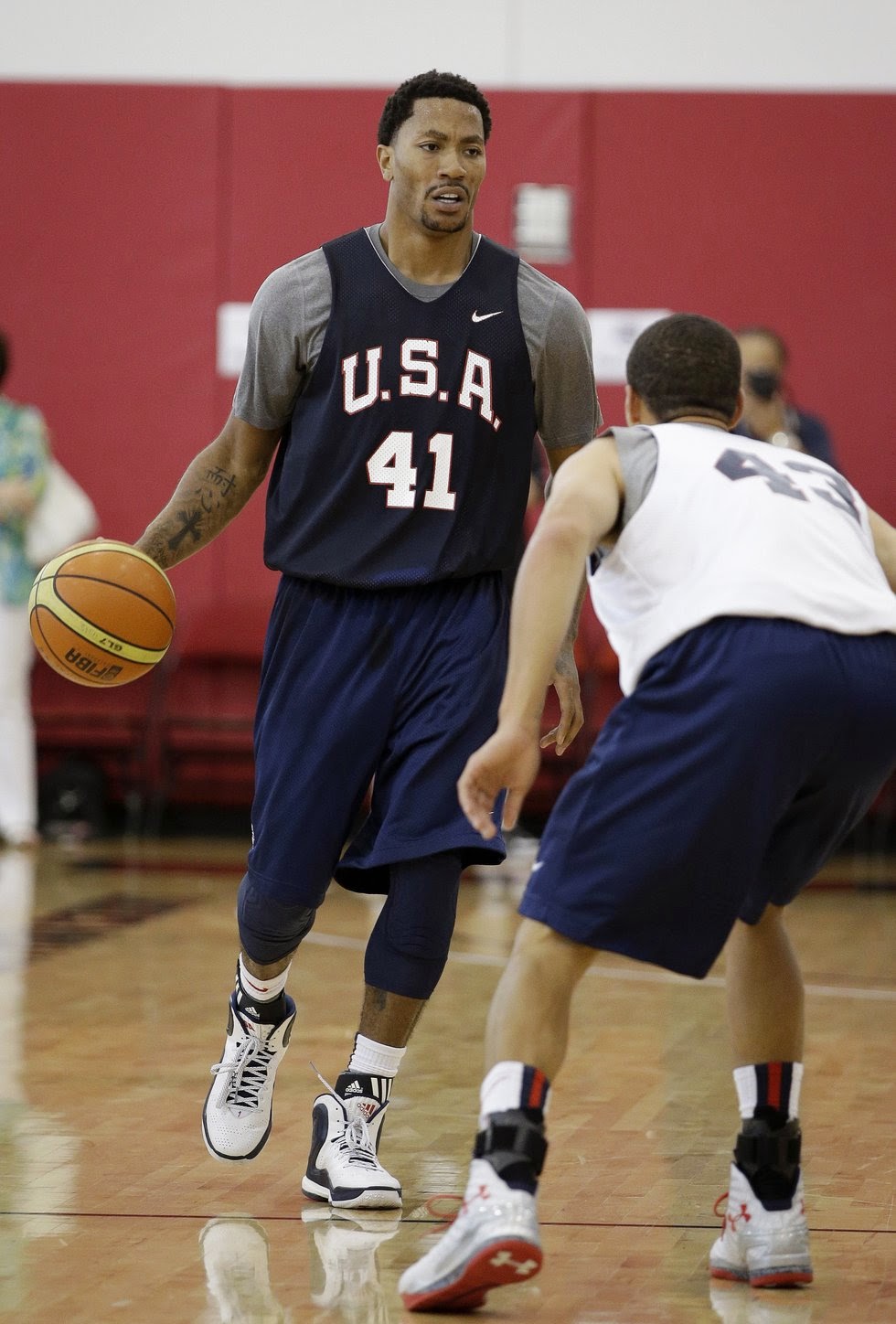 Chicago Bulls Basketball: Derrick Rose Watch: First Video of DRose at ...