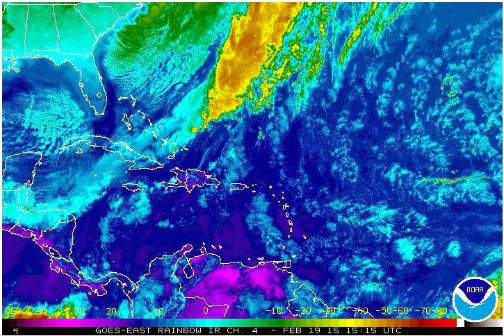 Roatan Weather: Mostly Cloudy and Cool
