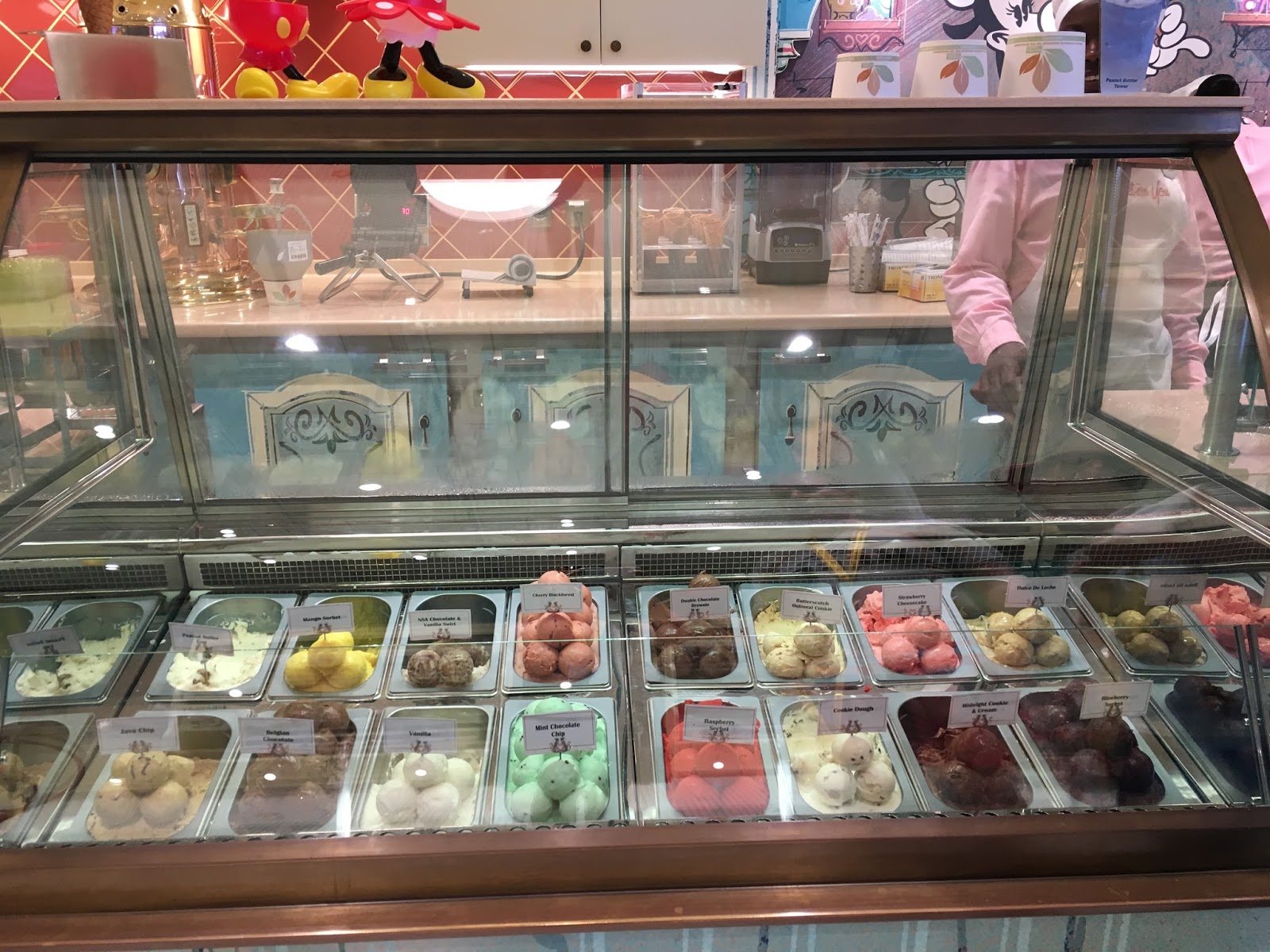 Wishdrawals Travel: Disney Fantasy's Sweet on You