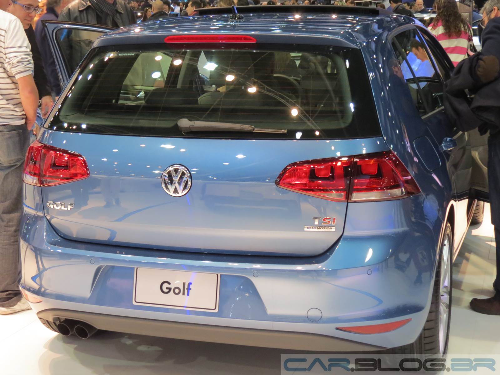 Vídeo: VW Golf 7 em Buenos Aires: Highline e GTI