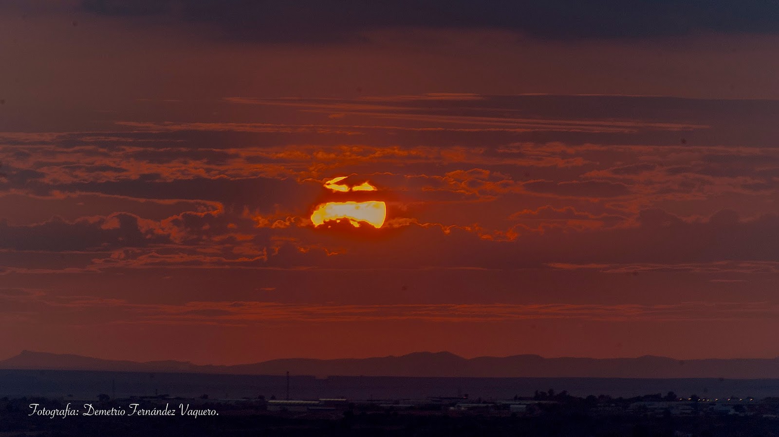 Puesta de sol en Cáceres - 2 fotografías | Fotografía Demetrio Fernández