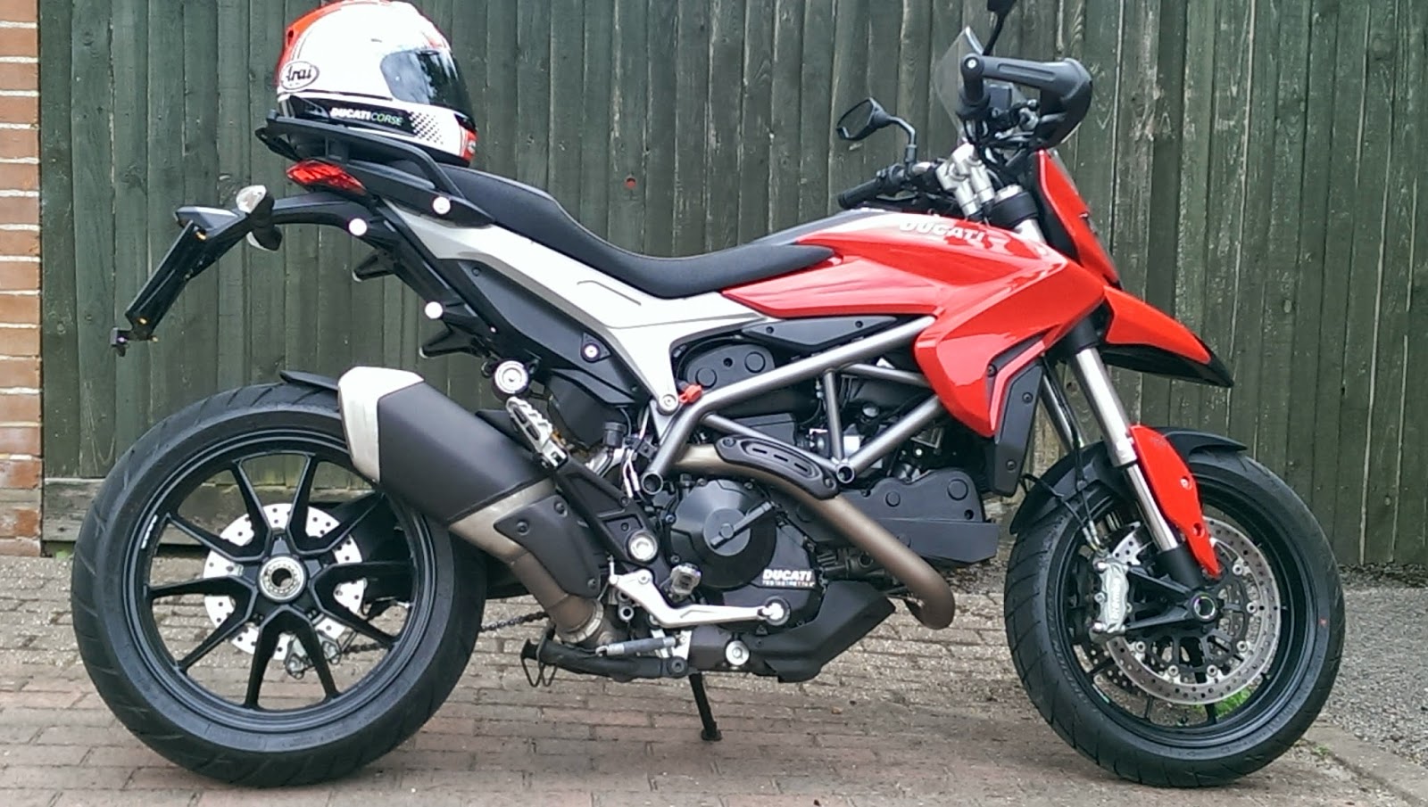 Ducati Hyperstrada