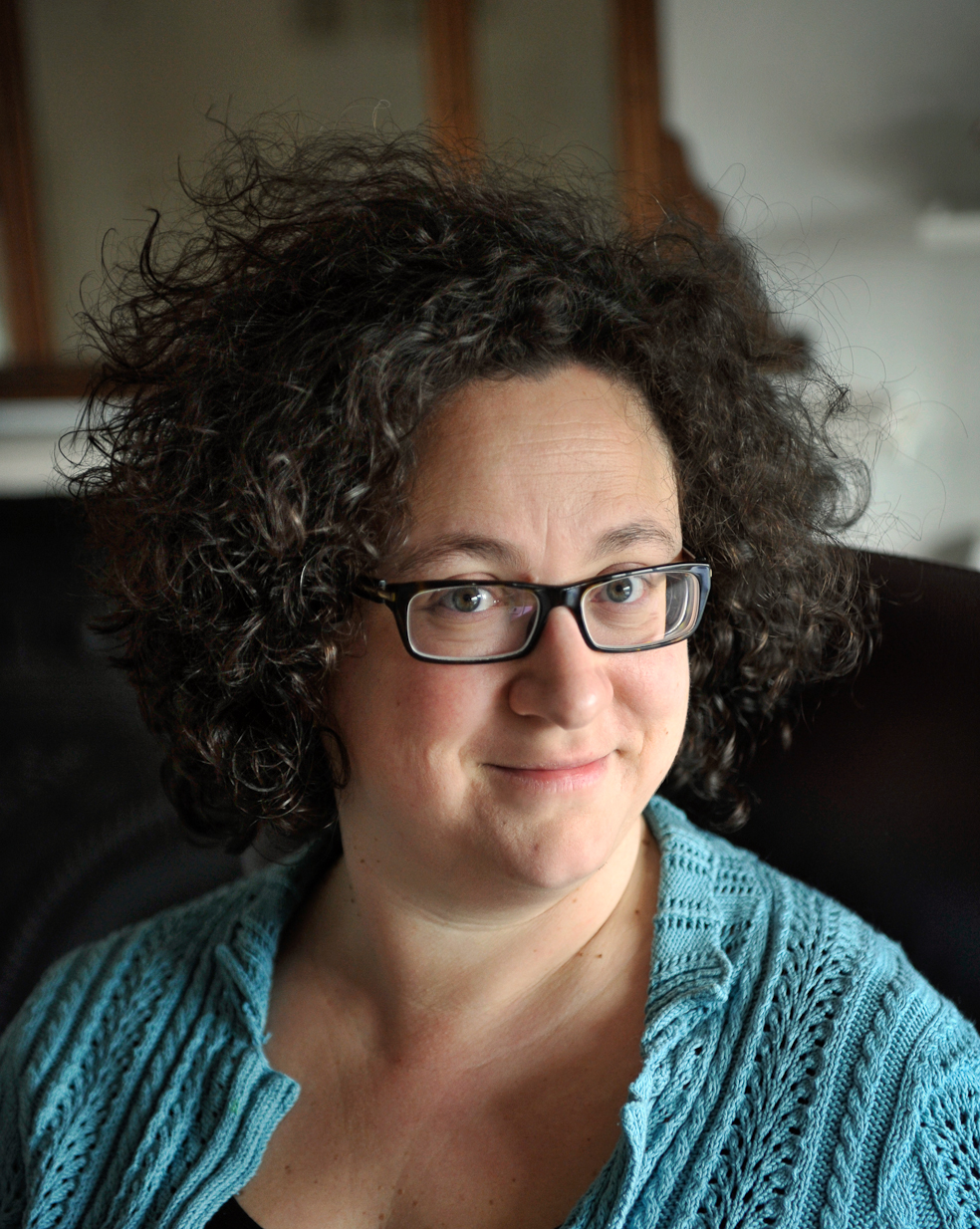 The Reading Frenzy: GIVEAWAY - Interview with author Sophie Hannah ...