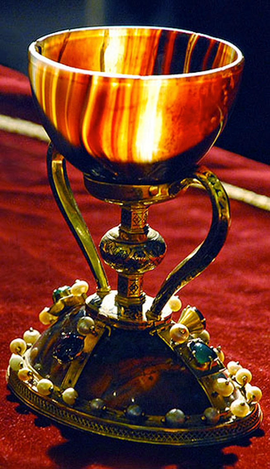 Buscando el Grial: El Santo Grial en Aragón (VII). Dámaso Sangorrín