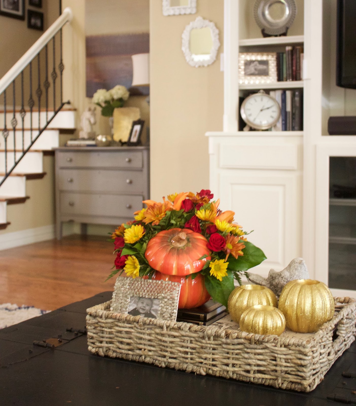 Crafty Texas Girls Fall Home Decor Pumpkin Floral Arrangements crafty-texas-girls-fall-home-decor-pumpkin-floral-arrangements