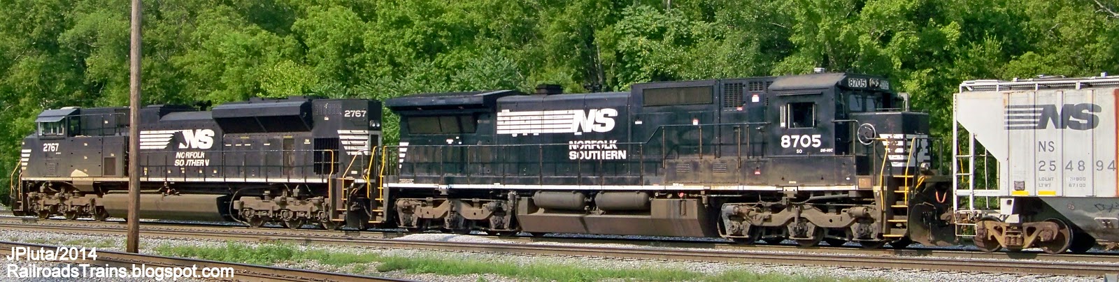RAILROAD Freight Train Locomotive Engine EMD GE Boxcar BNSF,CSX,FEC,Norfolk Southern,UP,CN,CP ...
