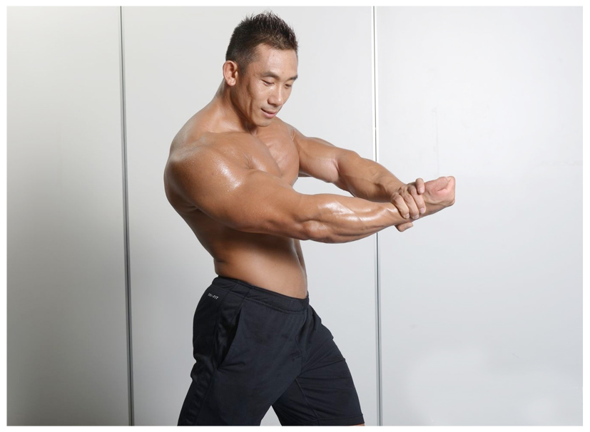 MEN'S BOOKMARK: China Beautyful Bodybuilder - Zhai Yan Fang (翟彥芳)
