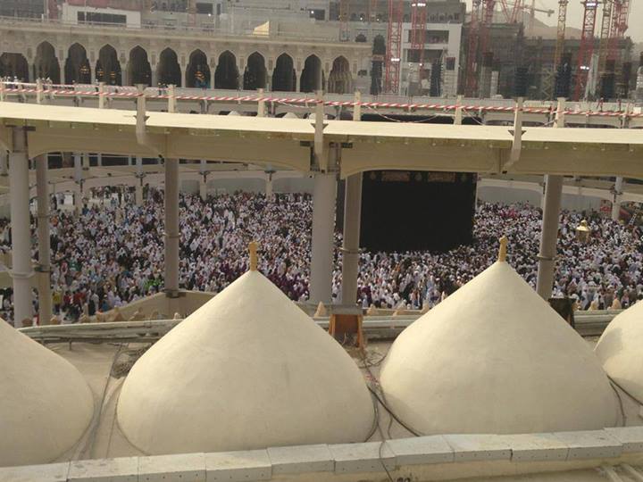 Badai Mencak Kelambit Biru: Perbezaan antara Masjidil Haram Makkah yg ...