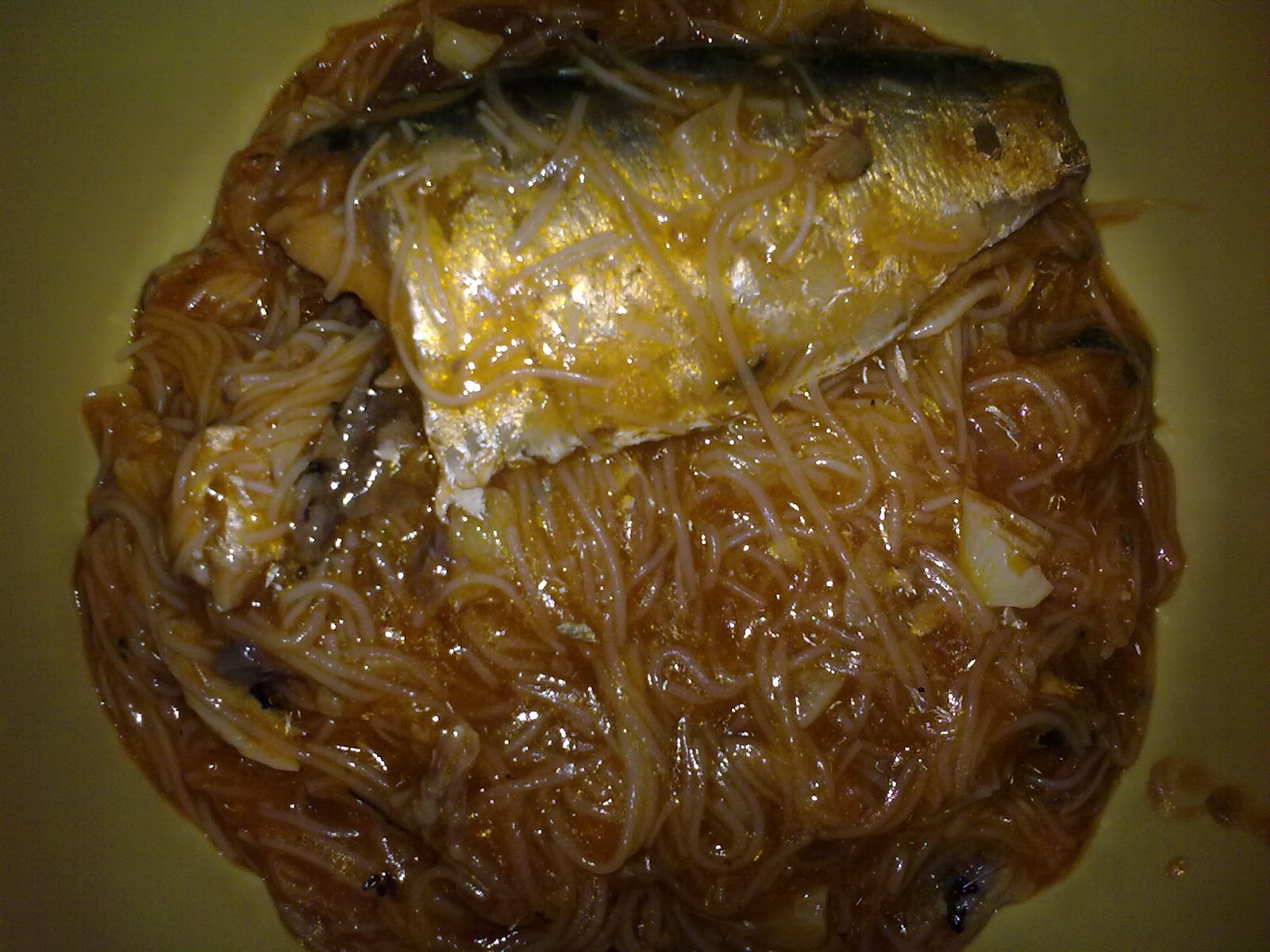 Kitchen 101: Sardinas na may Miswa