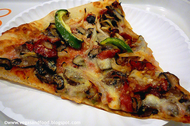 Sbarro garden harvest pizza - Vegas and Food