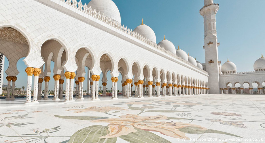 Biggest mosque in the worldamazedwallpaper