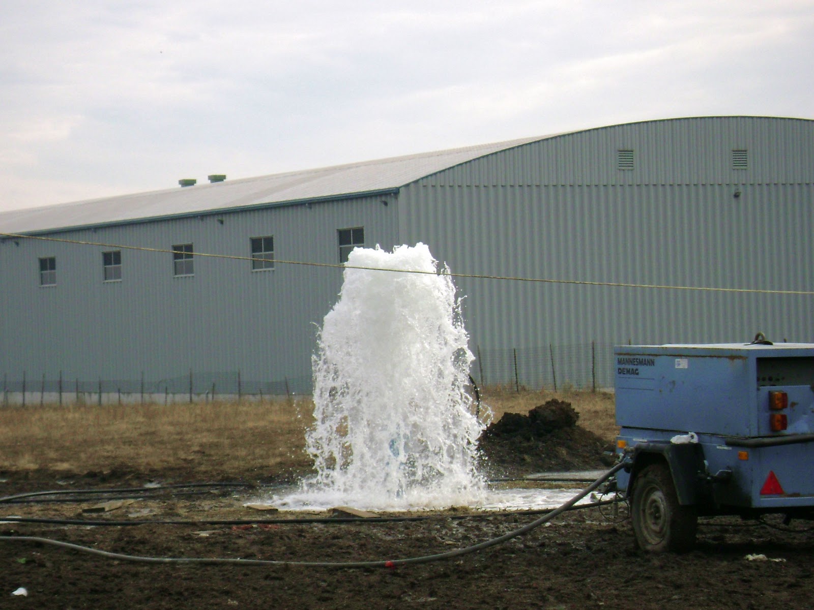 Foraje puturi apa: Executie foraje puturi de apa