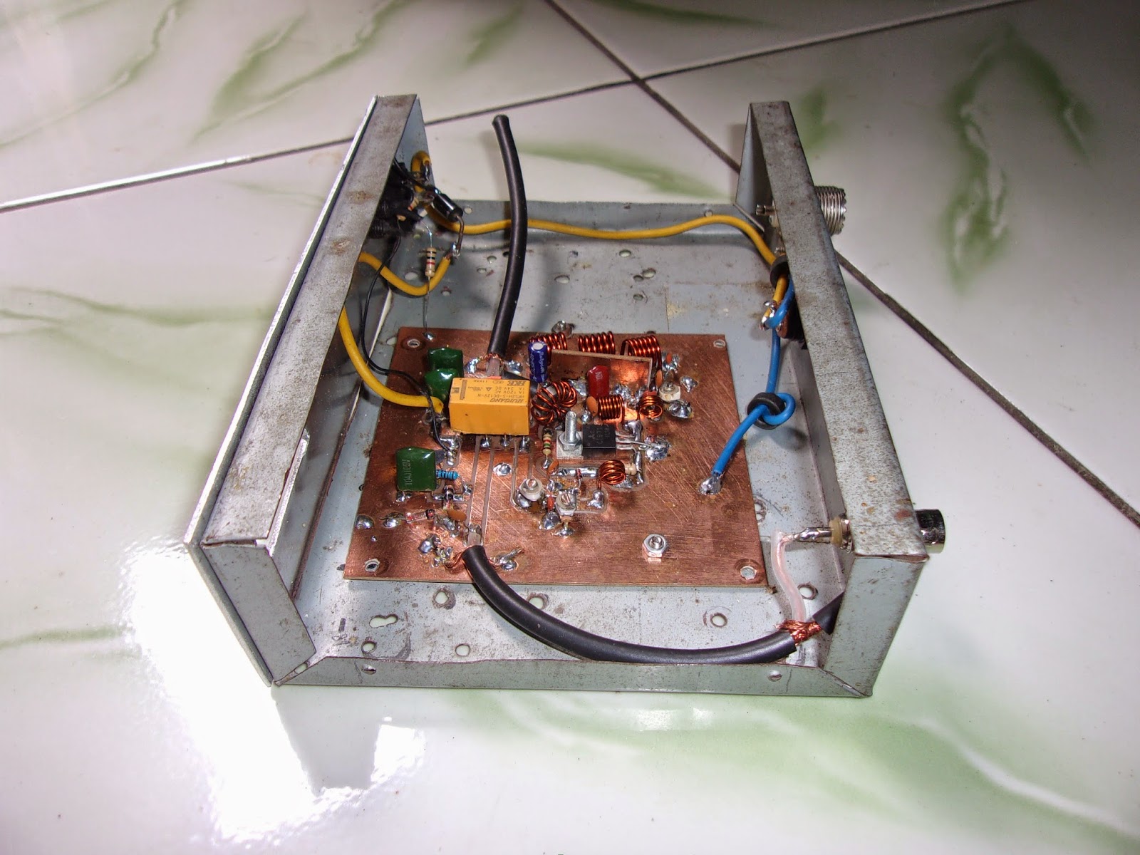 elektronika-analog: Membuat Booster / RF Amplifier Menggunakan ...