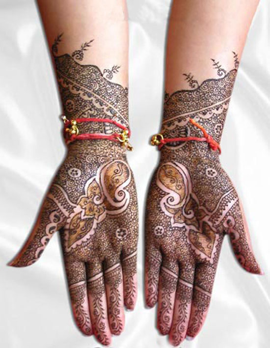 New Girls Fashion Trend: Paki And Indian Double Hand Mandhi Style