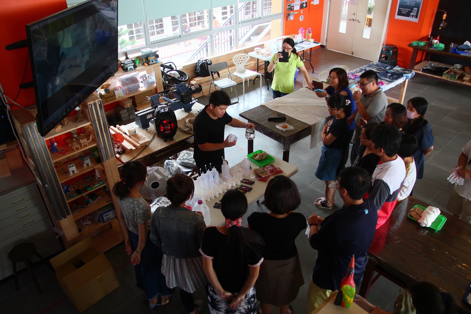 雲造 YUM: Maker Power紮染工作服01