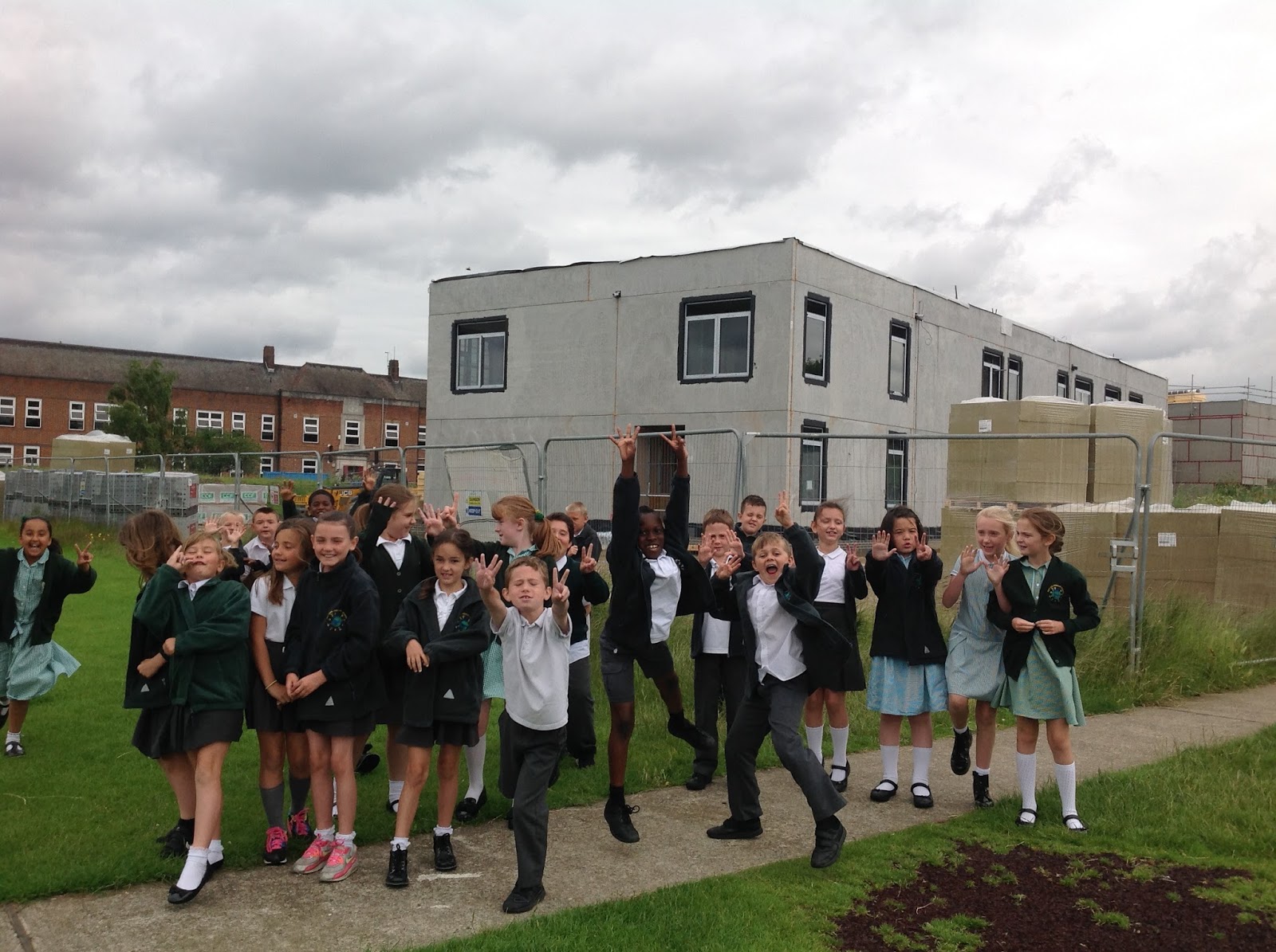 Suttons Primary School: Year 4 - New Building