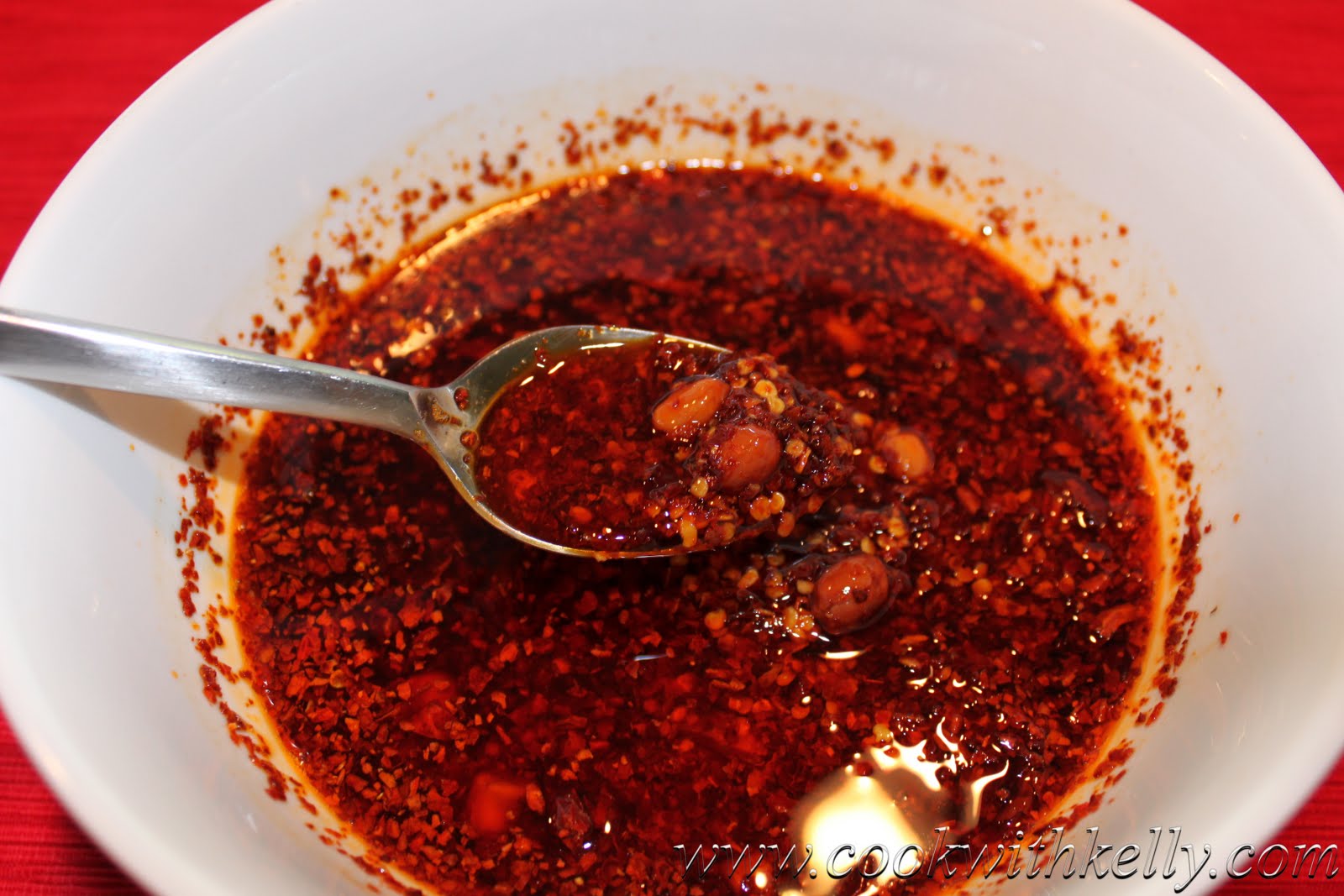 Cook with Kelly: 自制辣椒油/Homemade Sichuan Chili Oil