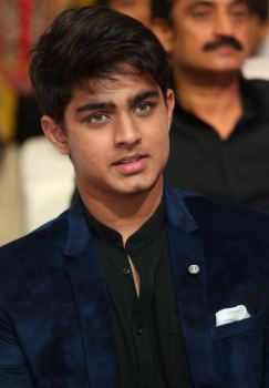 Telugu Actor Roshan Meka Family Wife Biography Parents children's ...