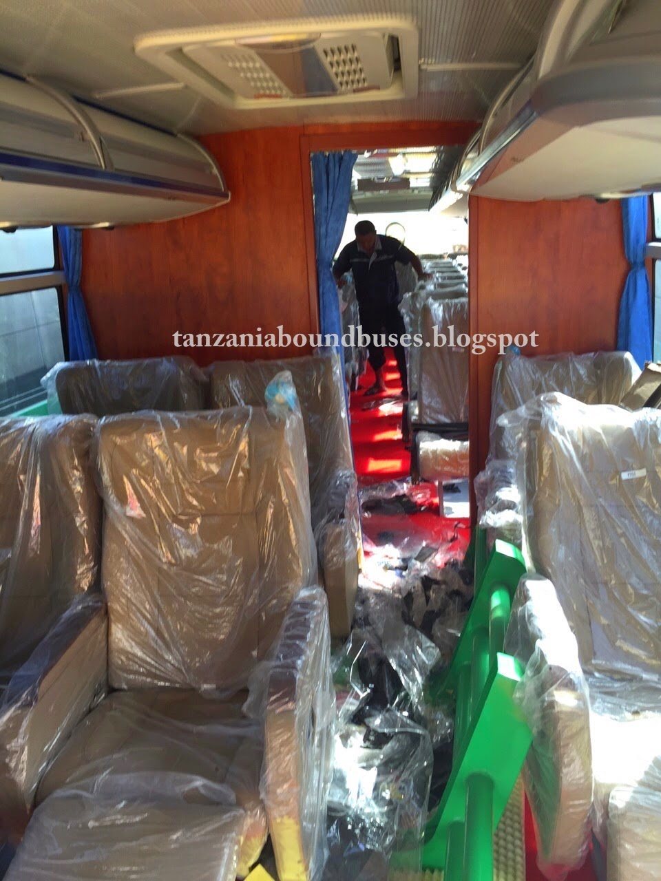 KAZI YAKO NI JINA LAKO: MAMBO YA SASA NI KISASA ZAIDI.....KIMBINYIKO ...